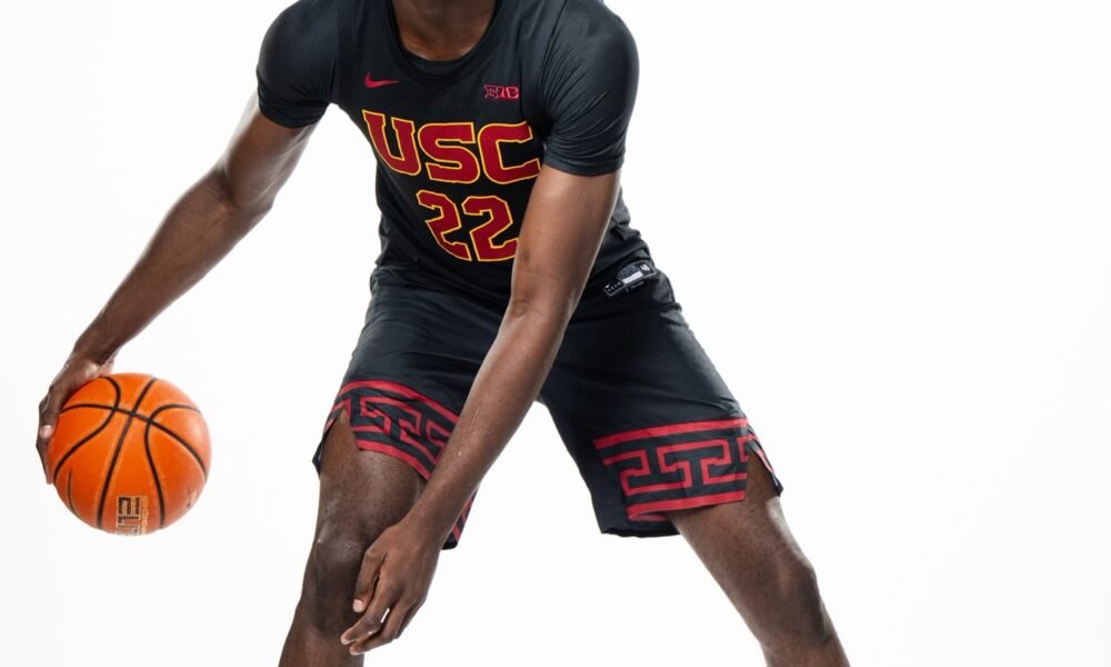 Top 2027 Prospect Obinna Ekezie Jr. Officially Commits to Duke Blue ...